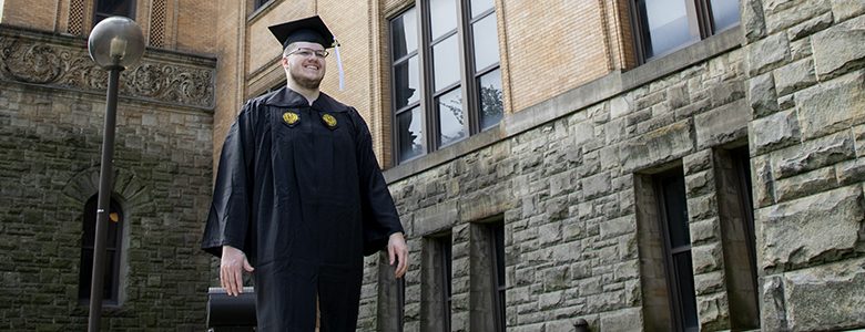 Wayne State University Graduation Photos - Paul Manoian Photography
