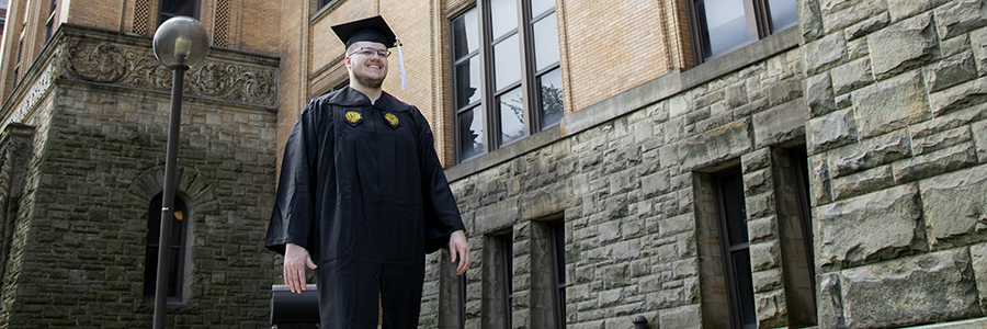 Wayne State University Graduation Photos - Paul Manoian Photography